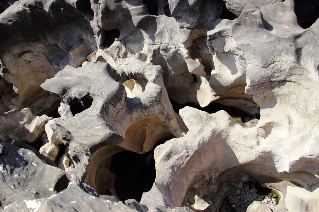 Nighoj potholes - Visit to the Moon land near Pune on weekend